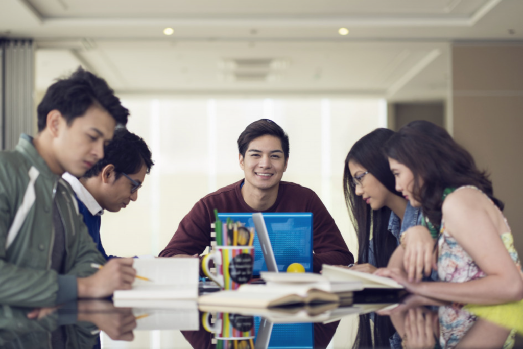 Why Do Filipinos Work Abroad? | VIMI