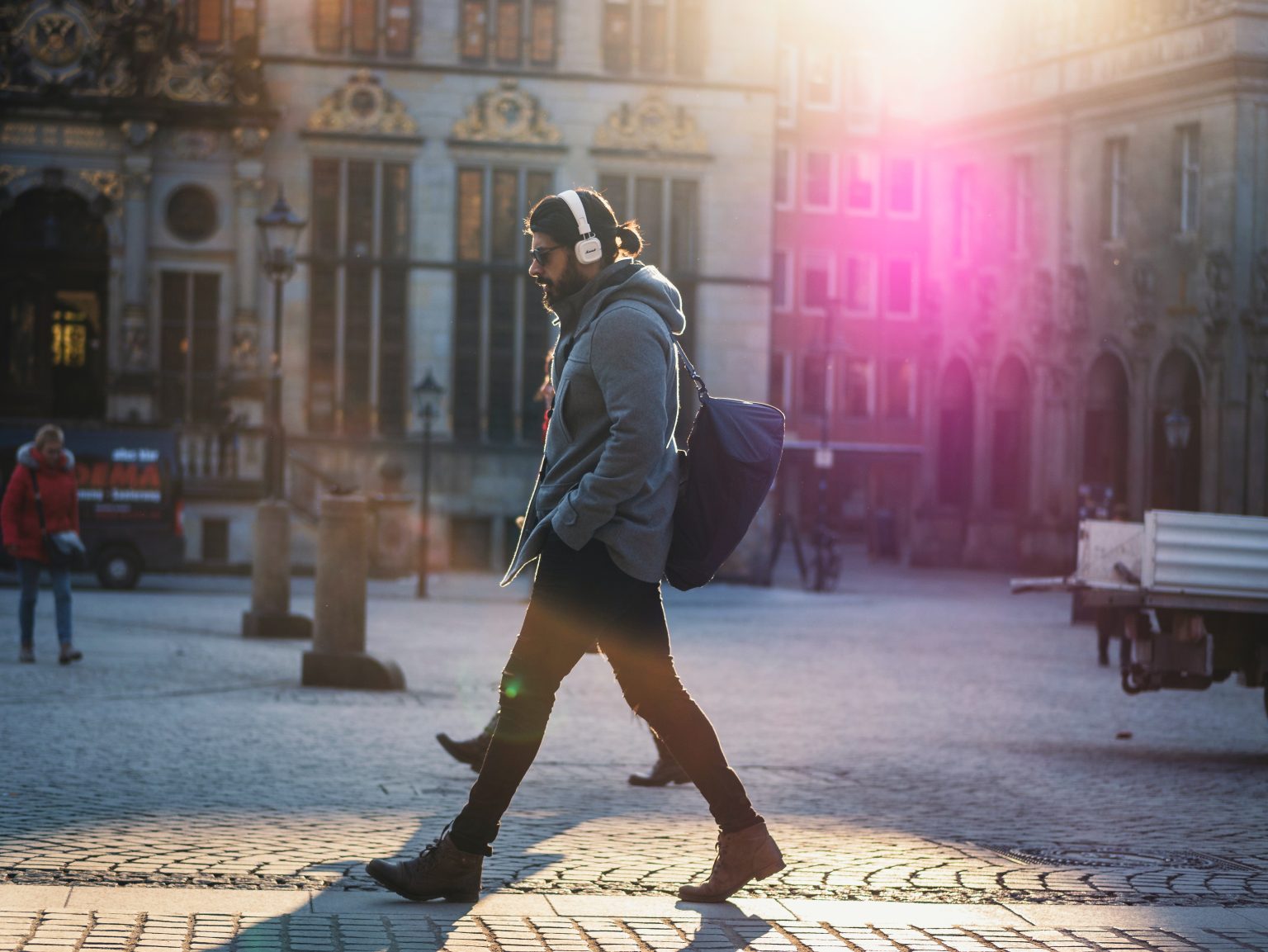 World Sauntering Day: 8 Fun Things to Do | VIMI