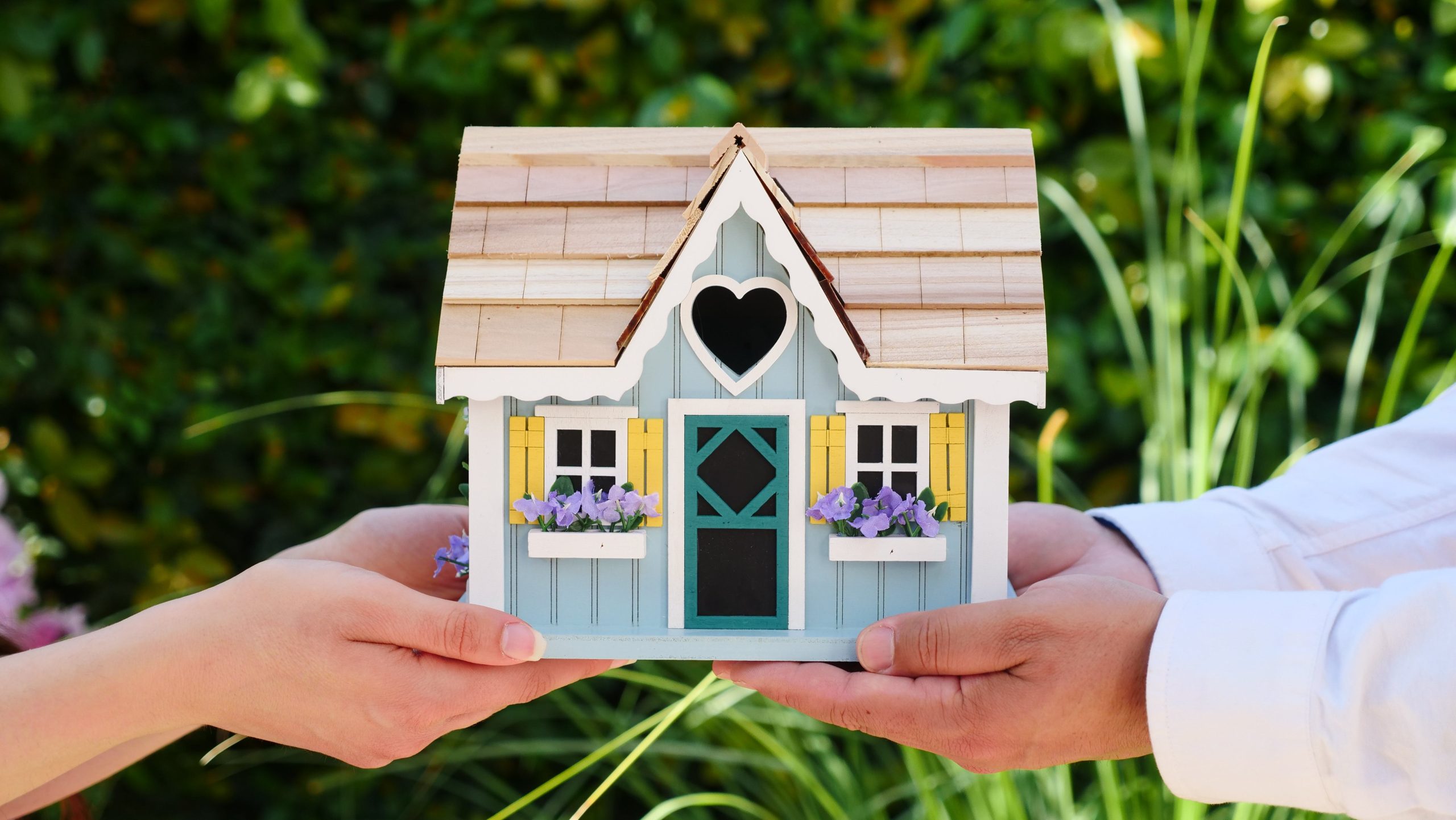 Small House Benefits: 6 Reasons Why Less is More | VIMI