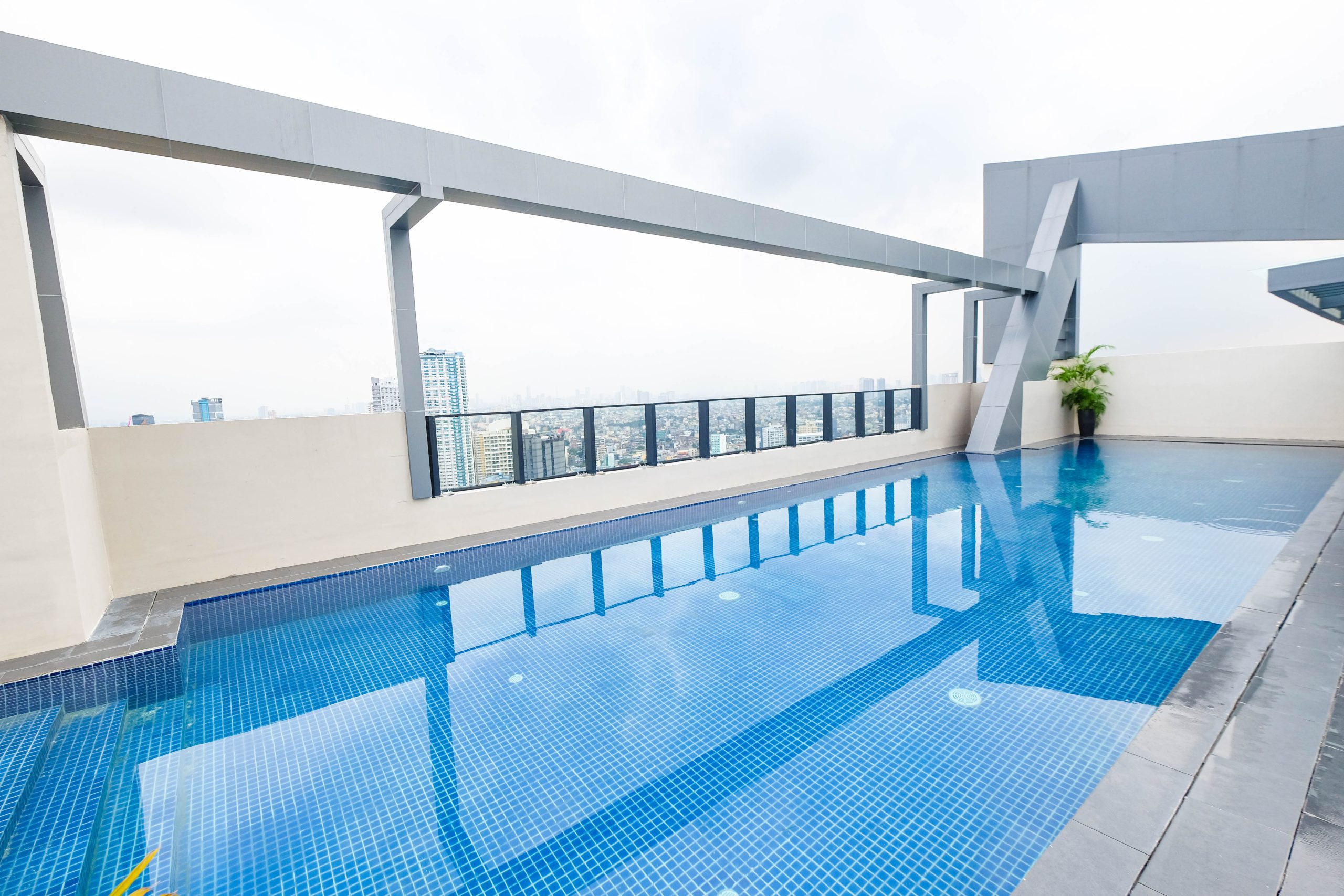 Vista Recto | Condominium for Sale Near FEU | VIMI